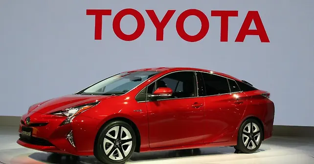 Fourth-generation Toyota Prius arrives at 2015 Tokyo Motor Show - CarWale