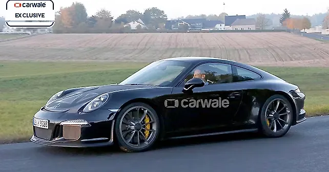 Porsche 911 R spotted on test - CarWale