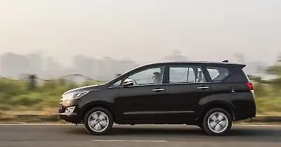 Toyota Innova Crysta ZX replaces 17-inch wheels with 16-inch - CarWale
