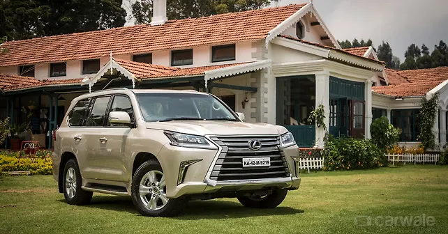 Lexus LX Photo, Front view Image - CarWale