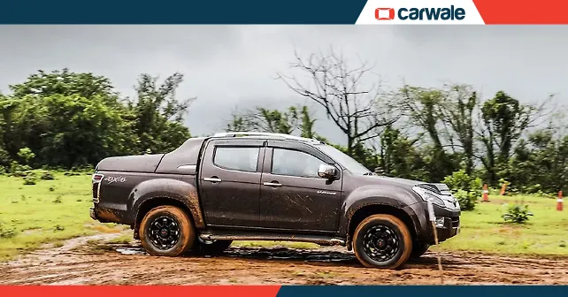 Isuzu V-Cross now on sale through CSD outlets - CarWale