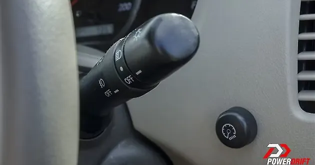 Toyota Innova [2013-2014] Dashboard - CarWale