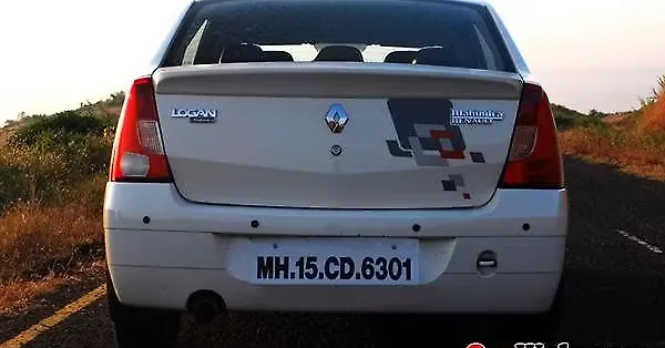 Mahindra-Renault Logan [2009-2011] Images - Interior & Exterior Photo ...