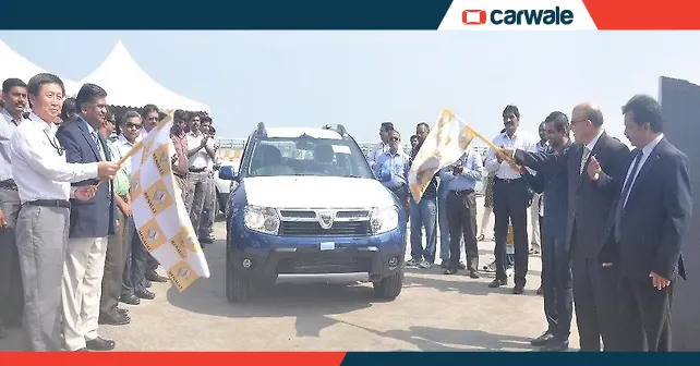 Renault begins export of right-hand drive Duster - CarWale