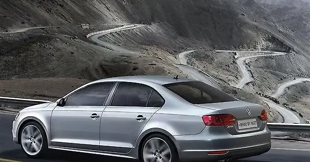 Jetta [2013-2015] Left Rear Three Quarter Image, Jetta [2013-2015 ...