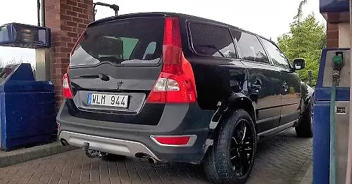Volvo SUV mule spied; Is this the XC90? - CarWale
