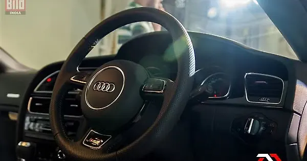 Audi RS5 [2012-2016] Steering Wheel - CarWale