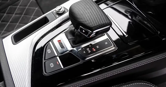 Audi RS5 Gear - CarWale