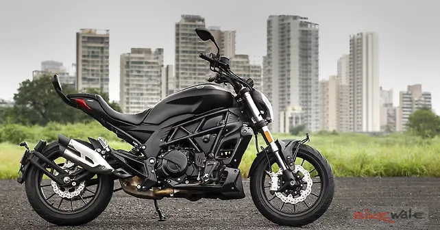 Benelli 502c cruiser now available in three colours - BikeWale