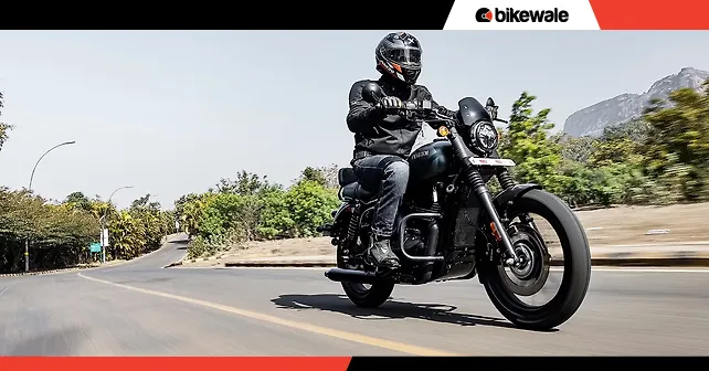 Yezdi Roadster Review: Image Gallery - BikeWale