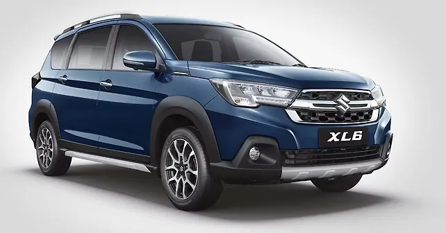 XL6 Images - Interior & Exterior Photo Gallery [100+ Images] - CarWale