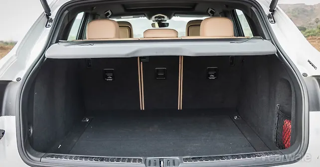 Porsche Macan Bootspace - CarWale