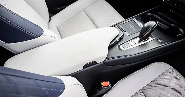 Lexus UX 300e Storage - CarWale