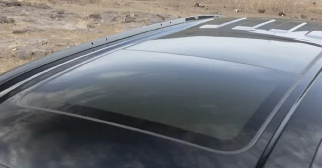 MG Gloster Sunroof - CarWale