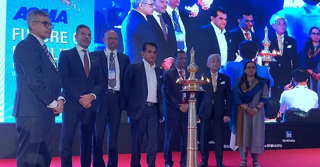 infographics0.jpeg?isig=1&wm=5&art=8&q=75