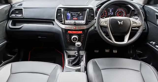 Mahindra XUV300 TurboSport Dashboard - CarWale