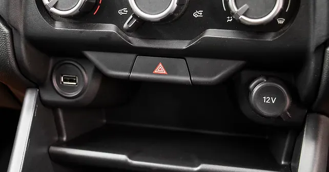 Citroen eC3 Charging Ports - CarWale