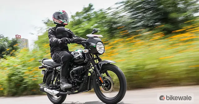 Bajaj CT125X Review: Image Gallery - BikeWale
