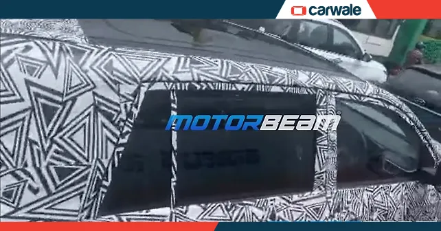Toyota Innova Hycross interiors spied, gets a panoramic sunroof - CarWale
