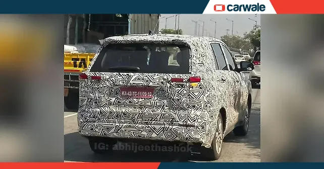 Innova Hycross spied testing ahead of the official unveiling - CarWale