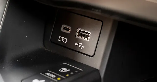 Lexus LX Charging Ports - CarWale