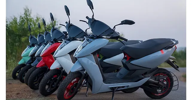 Ather 450X electric scooter now available in six colours - BikeWale