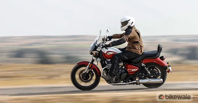 Royal Enfield Super Meteor 650 Review: Image Gallery - BikeWale