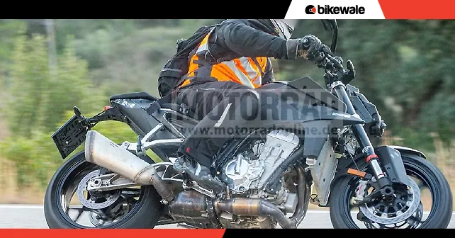 KTM 990 Duke spotted testing overseas - BikeWale