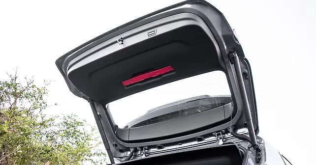 BMW iX1 Bootspace - CarWale