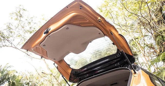Renault Triber Bootspace - CarWale