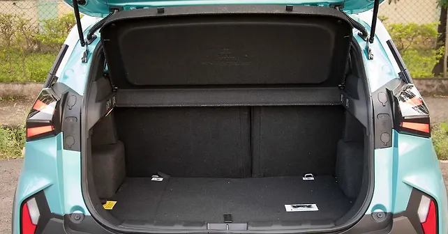 Tata Nexon Bootspace - CarWale