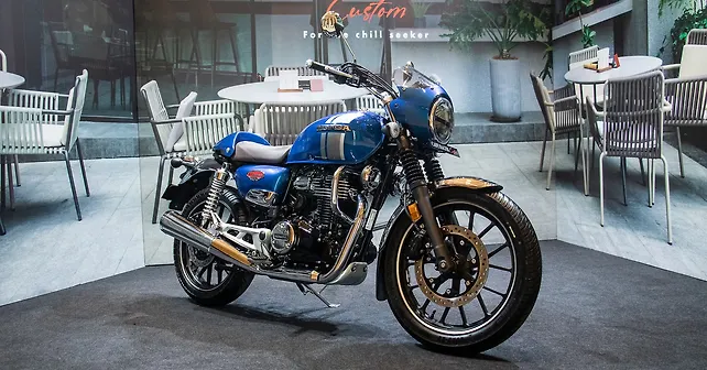 Honda CB350 custom accessory kits launched in India; priced from Rs ...