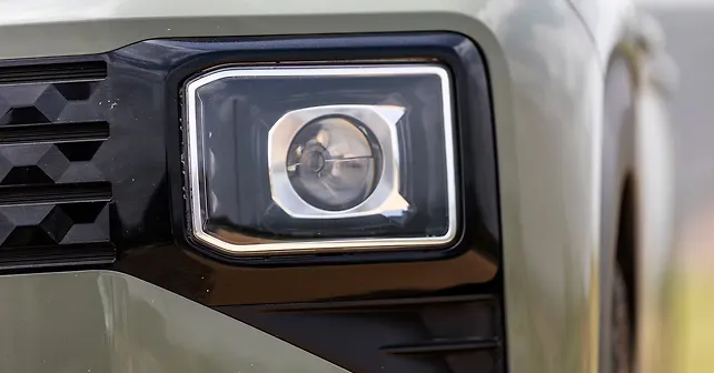Hyundai Exter Head Light And Tail Lights - CarWale