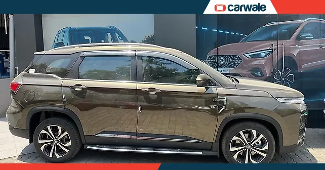MG Hector gets new alloy wheels - CarWale