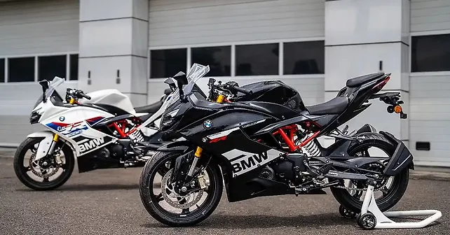 2024 BMW G310RR unveiled in a new paint scheme - BikeWale