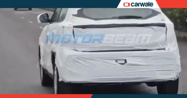 Mahindra XUV300 facelift spotted in production-ready form; interiors ...