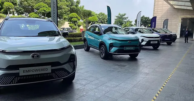 infographics0.png?isig=1&wm=0&art=8&q=80