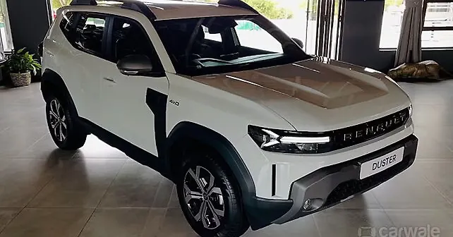 New Duster Left Side View Image, New Duster Photos in India - CarWale