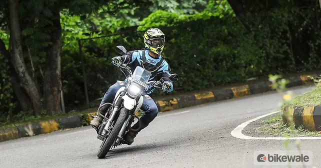 KYT Jumpshot Off-Road Helmet: Riding Review - BikeWale