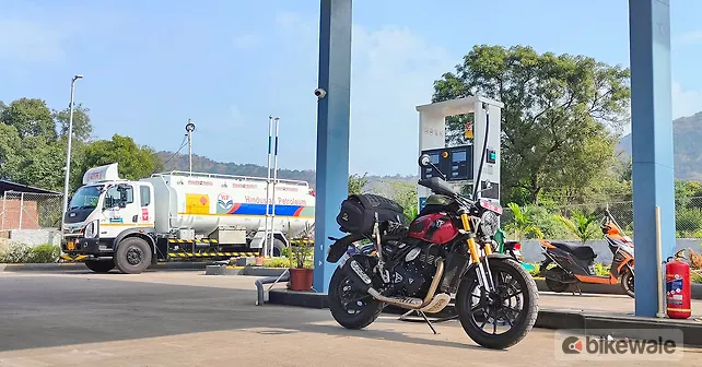 Triumph Scrambler 400X: 1200Km Touring Test Review - BikeWale