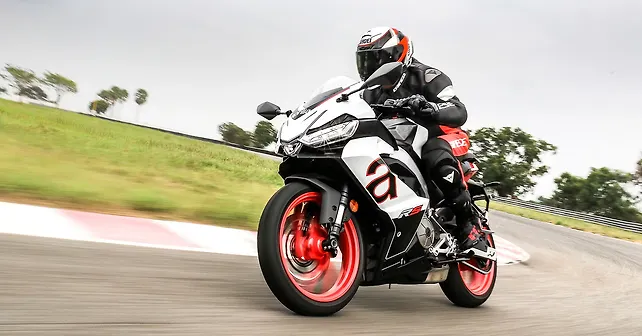 Aprilia RS457 Review – Image Gallery - BikeWale
