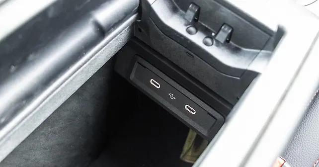 Mercedes-Benz GLA Charging Ports - CarWale