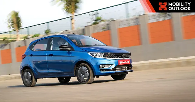 right-front1.jpeg?isig=0&art=8&q=80