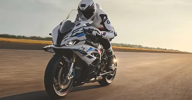 BMW Motorrad announces track training program in India - BikeWale