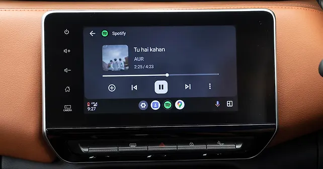 Nissan Magnite Infotainment - CarWale