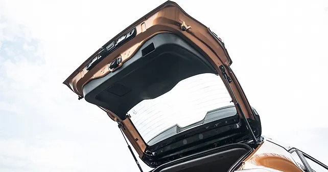 Nissan Magnite Bootspace - CarWale