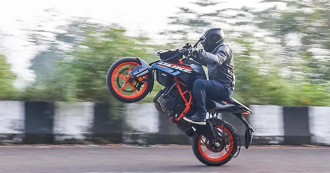 KTM, Husqvarna offer extended warranties but there’s a catch! - BikeWale