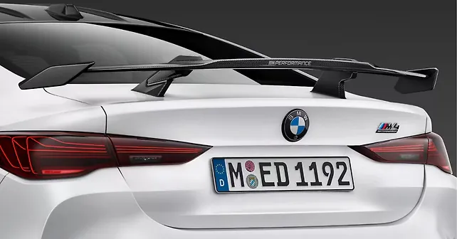BMW M4 Bootspace - CarWale