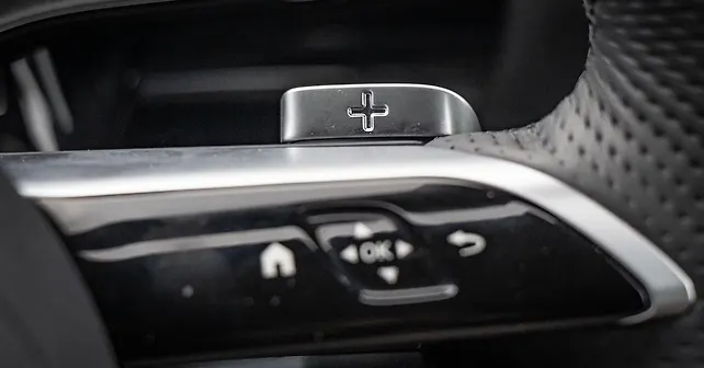 Mercedes-Benz EQA Gear - CarWale