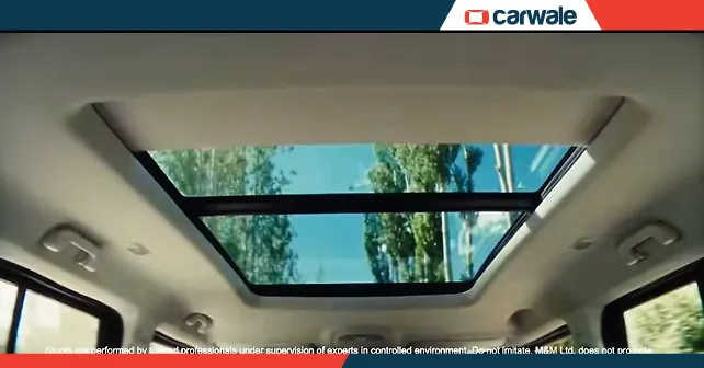 Mahindra Thar Roxx new teaser reveals interior - CarWale